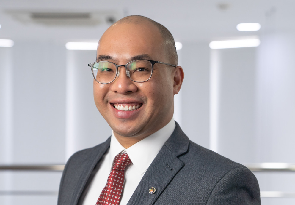 Meet Our Market Analysts Team | FXTM